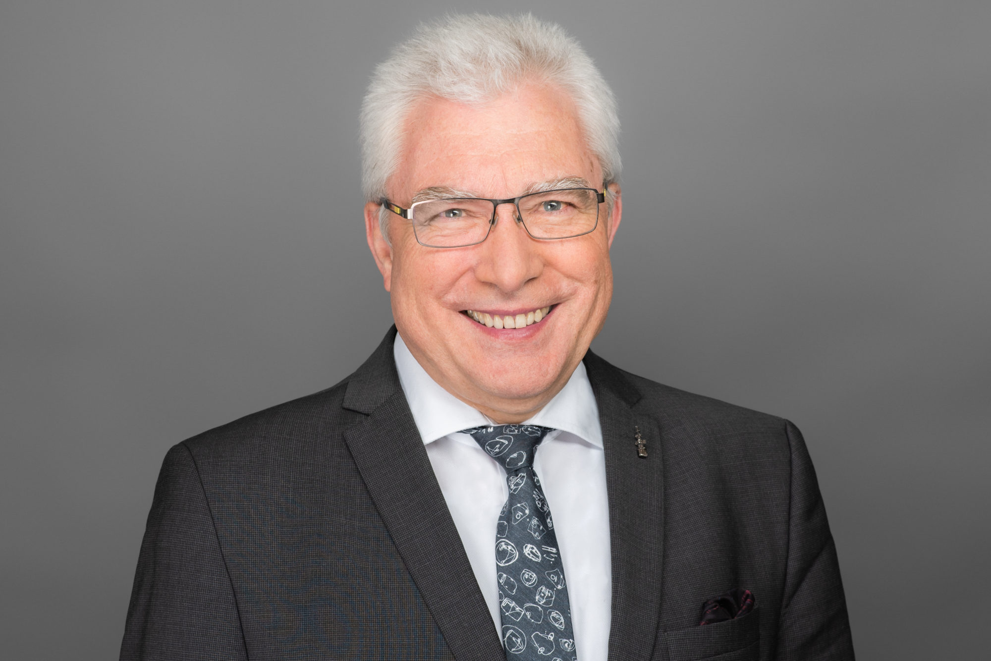 Einstimmig bestätigt: Klaus Rinkel weiterhin an der Spitze des ...